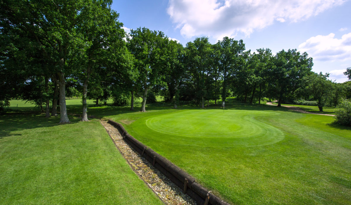 Oak Park Golf Club | Fade